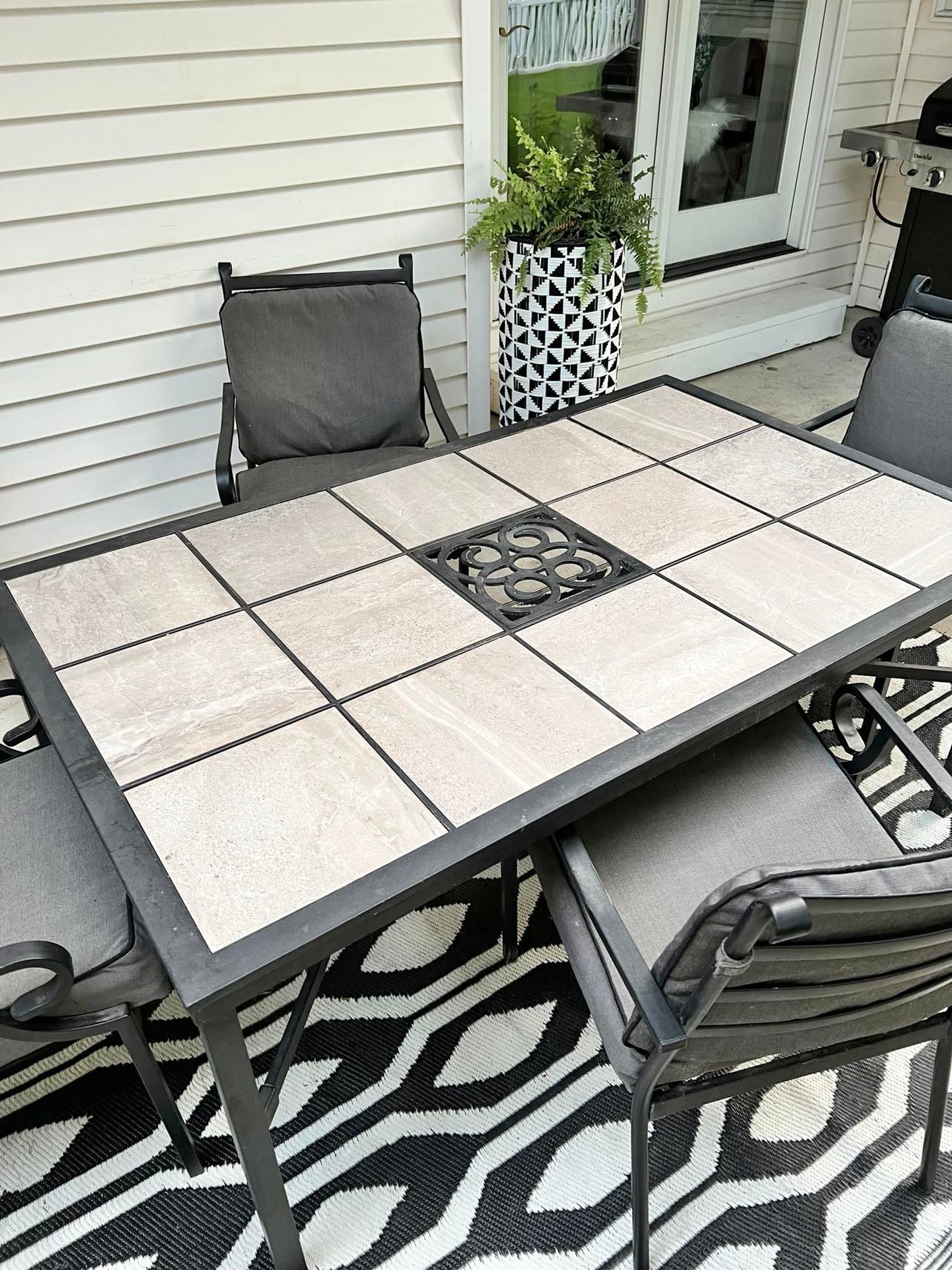 An Easy DIY Patio Table Makeover for Outdoor Dining - Sonata Home Design