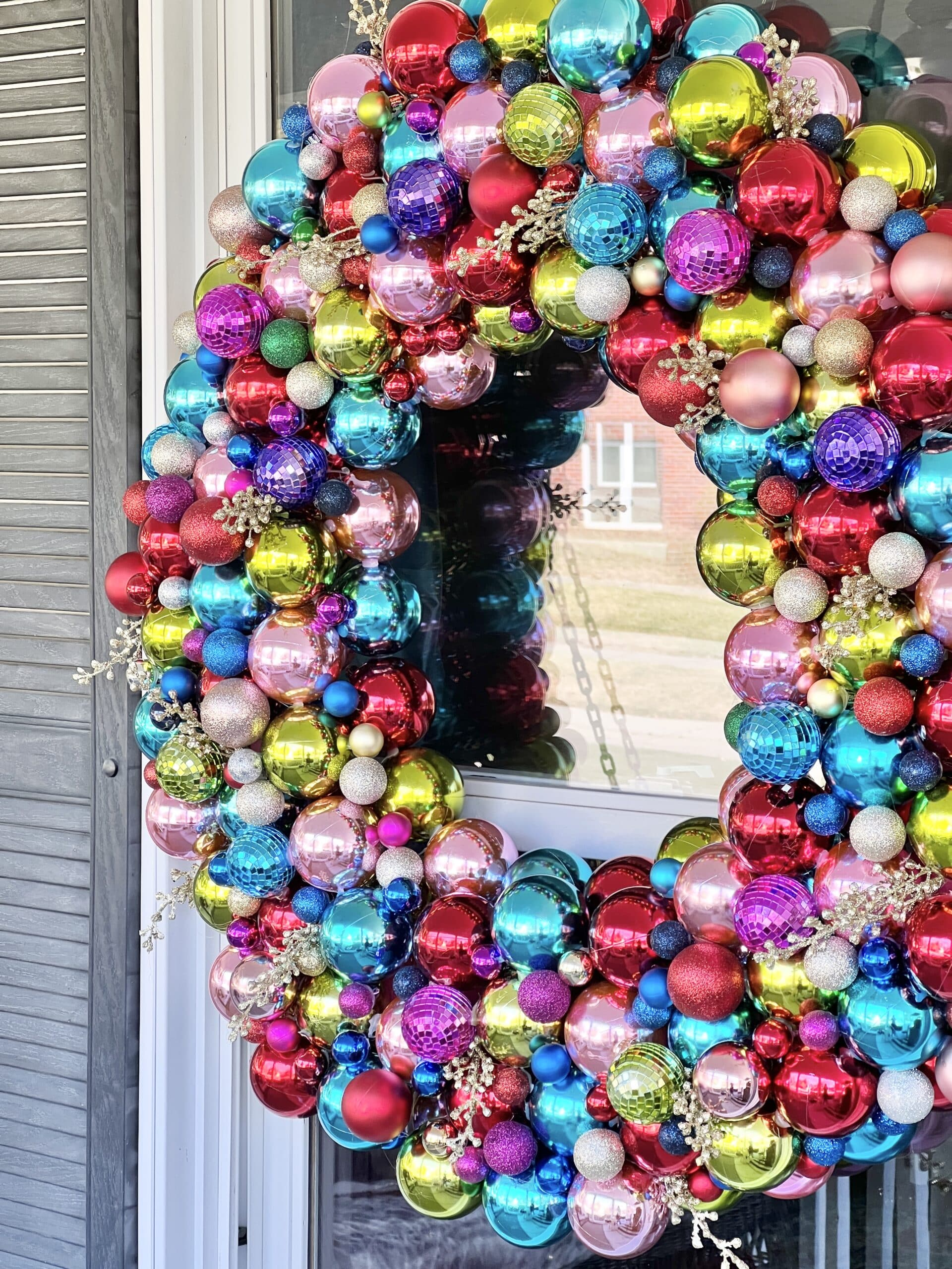 How to Make a Pool Noodle Christmas Ornament Wreath