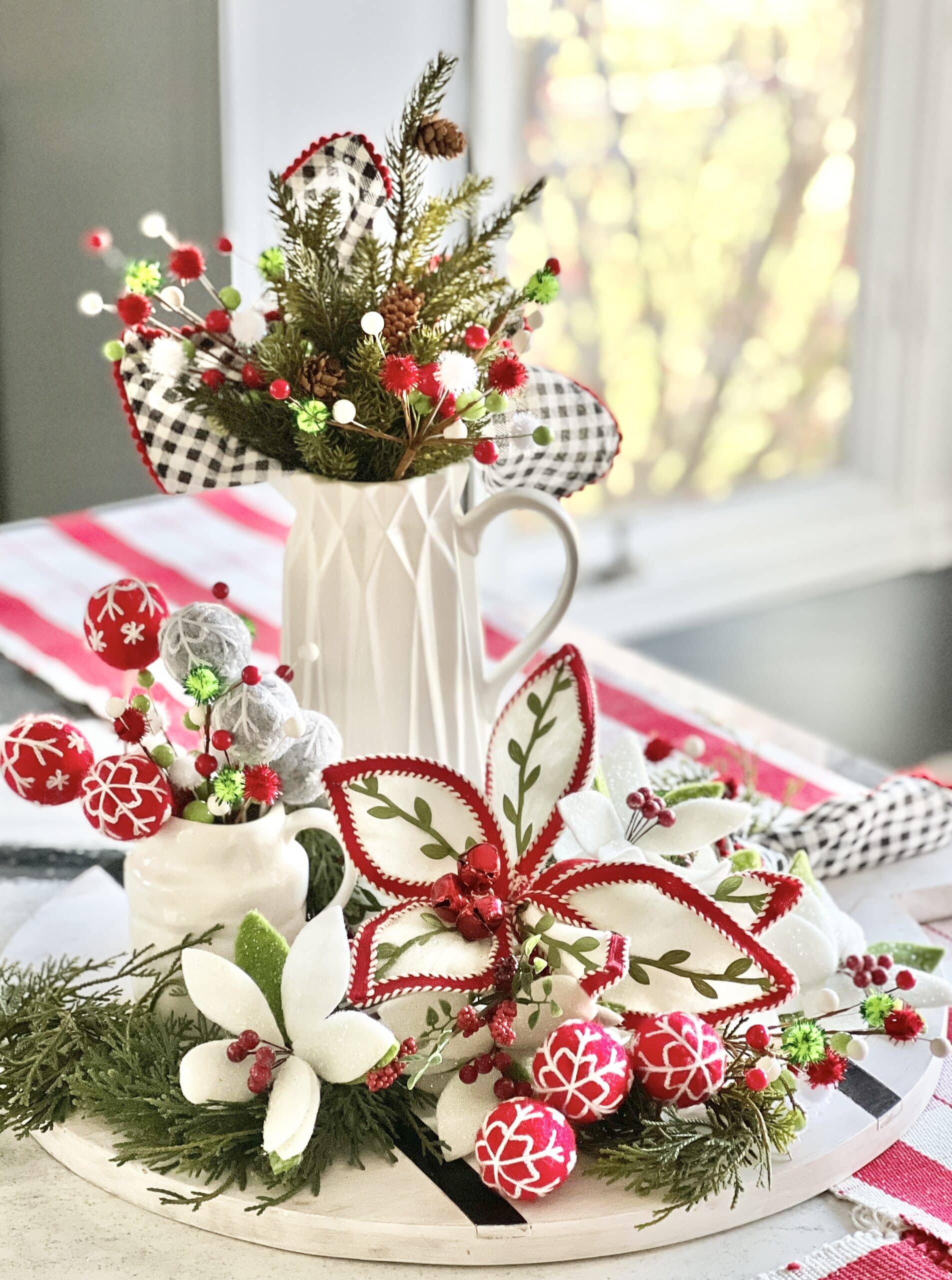5 Easy Christmas Centerpiece Ideas for Your Holiday Table