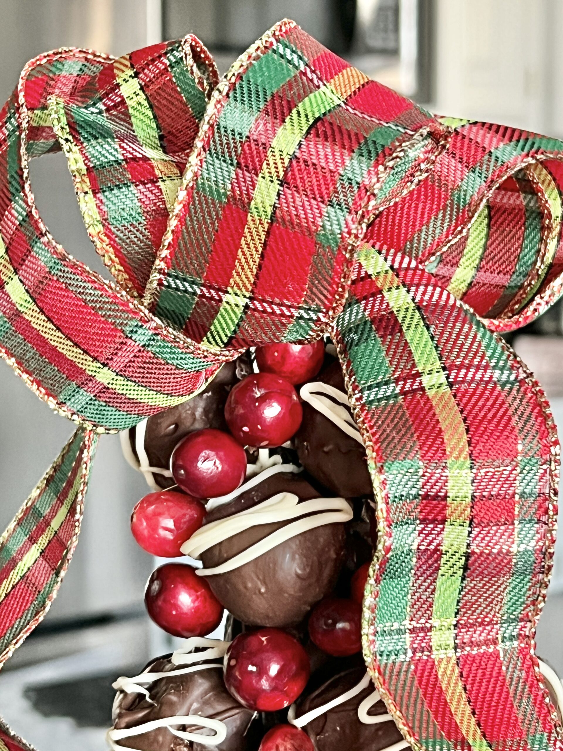 How to Make a Chocolate Truffle Christmas Tree