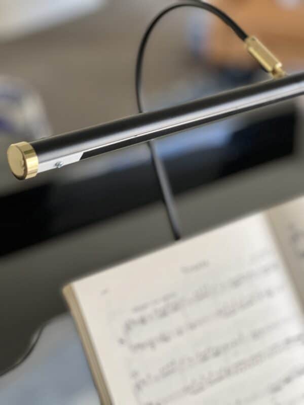 How to Decorate the Top of a Piano