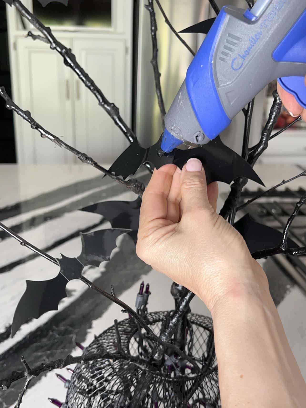 Spooky and Stylish: DIY Bat Branches Halloween Centerpiece - Sonata ...