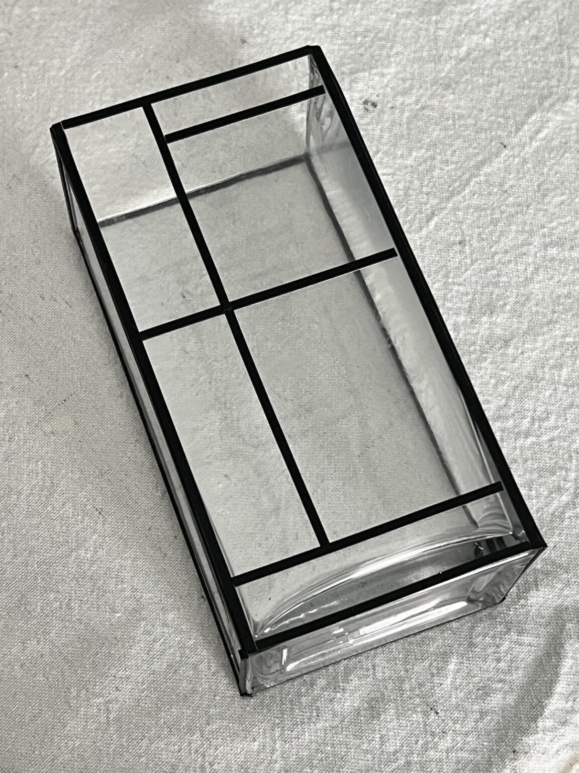 How to Paint a Glass Vase to Look Like Mondrian Stained Glass - Sonata ...